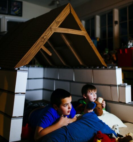 Interlocking Cardboard Blocks Let Kids Build Intricate Forts | Designs ...